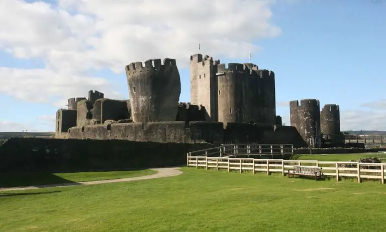 Best Cities, Towns in Wales to Visit | Major Cities in Wales