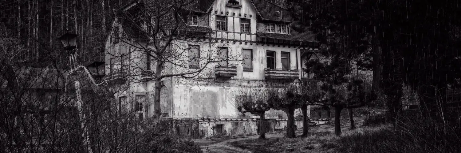 Top 25 Most Haunted Places to Visit Around the World I Scariest Places ...