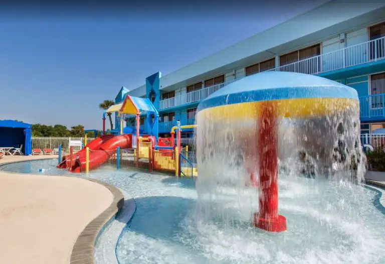 Top 10 Aqua Parks in Miami | Best Water Parks in Miami