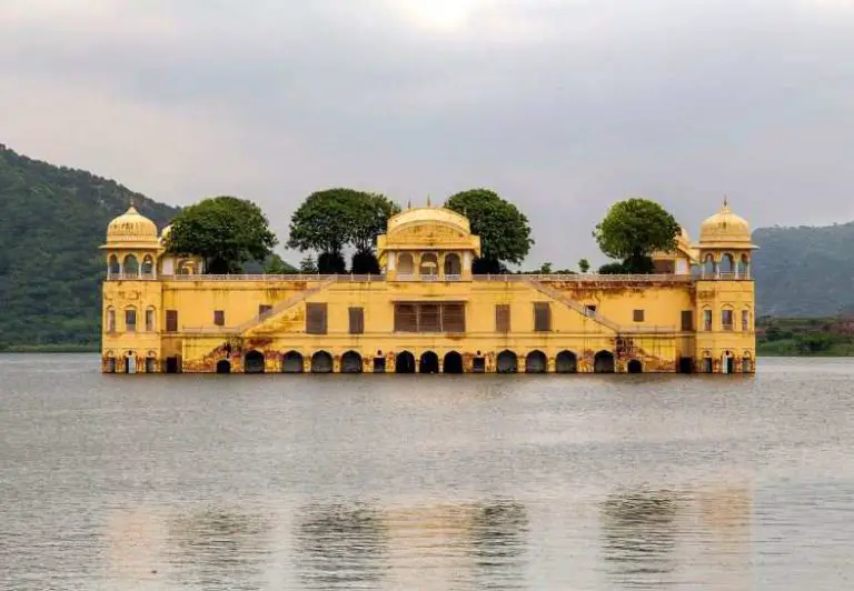24 Most Visited Monuments in Jaipur | Famous Buildings in Jaipur