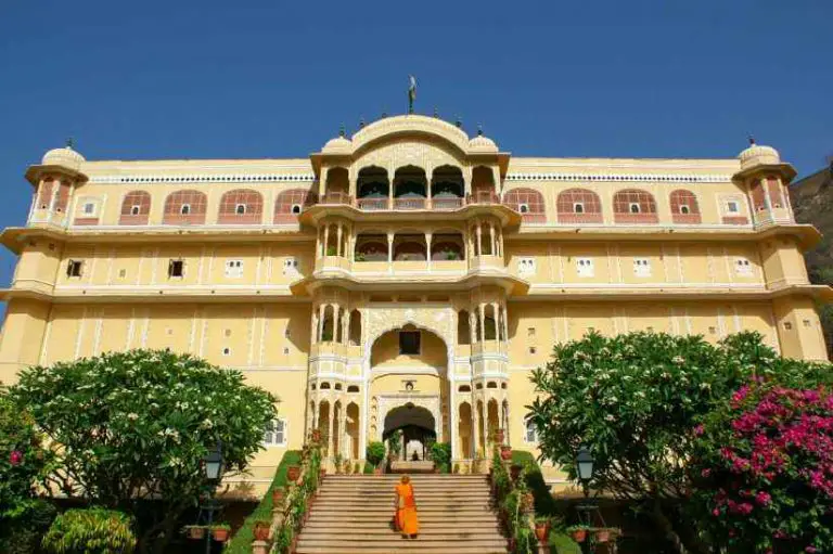 24 Most Visited Monuments in Jaipur | Famous Buildings in Jaipur