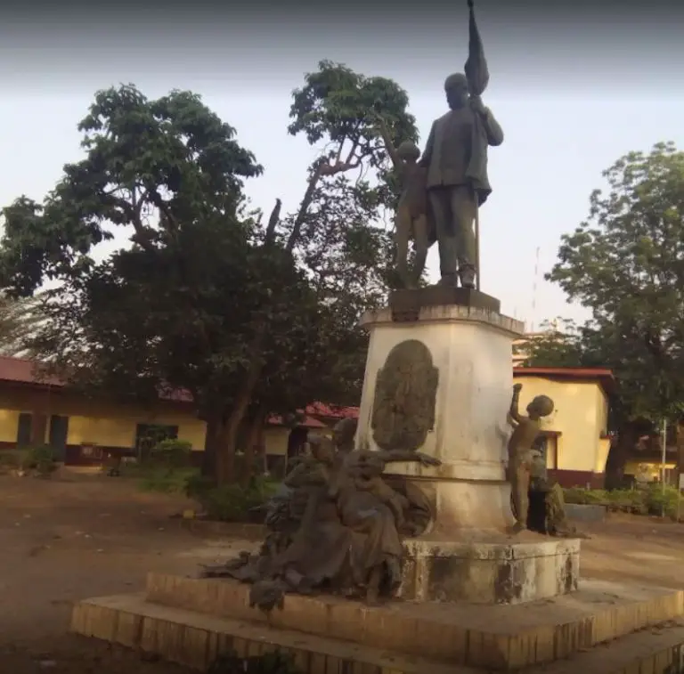 Most Visited Monuments in Guinea l Famous Monuments in Guinea
