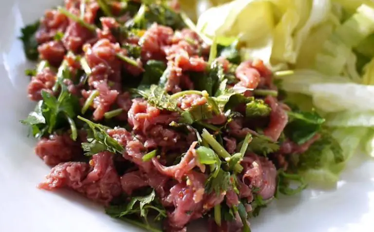 The 14 Unusual and Weird Thai Foods To Try…If You Dare