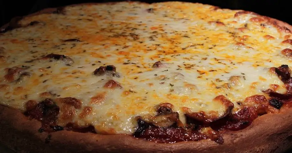 Famous Foods in Chicago You Must Try