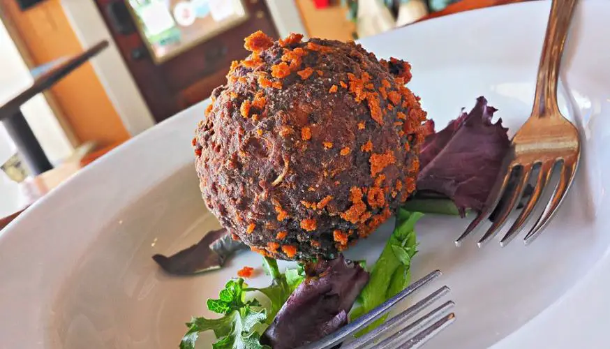 Famous Foods in Edinburgh You Must Try | What To Eat In Edinburgh