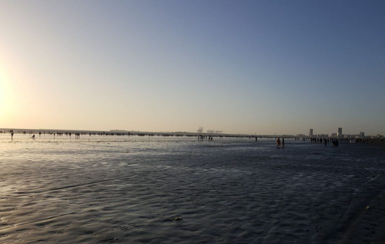 Top Beaches in Karachi | Beaches to Visit on Summer Vacations in Karachi