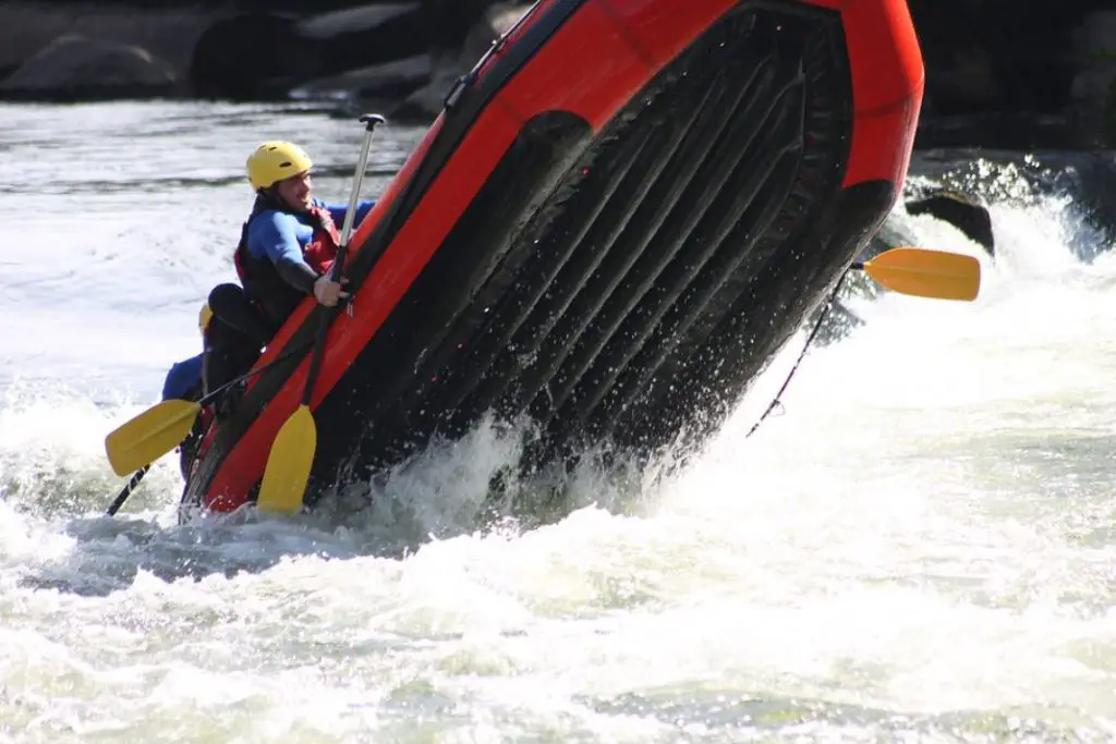 Ultimate and Complete Guide to River Rafting in Rishikesh for Beginners