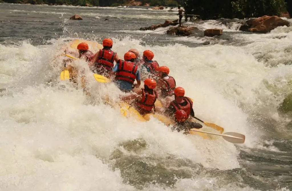 Ultimate and Complete Guide to River Rafting in Rishikesh for Beginners