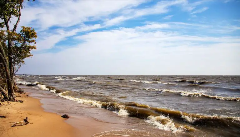 10 Most Beautiful Russian Lakes| Top lakes in Russia