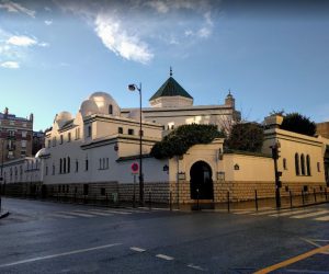 The Complete Paris Travel Guide: What to See, Do, Facts & Best Time To ...