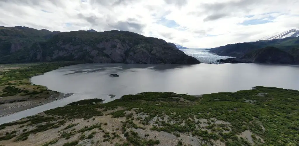 Top 15 Most Beautiful Lakes In Alaska