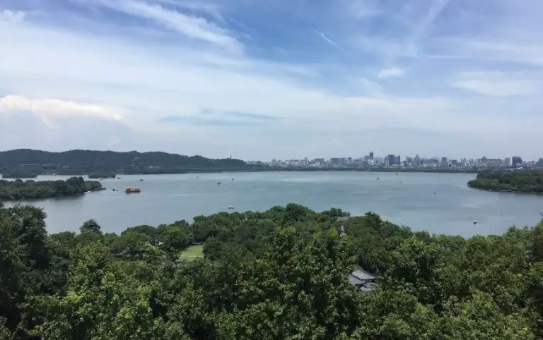 Top 10 Most Beautiful Lakes in China